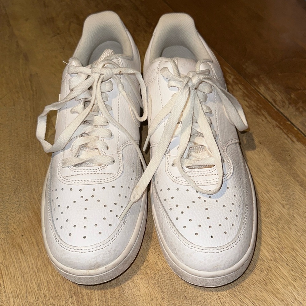 Nike White Low Cut Court Vision Sneakers - Gem